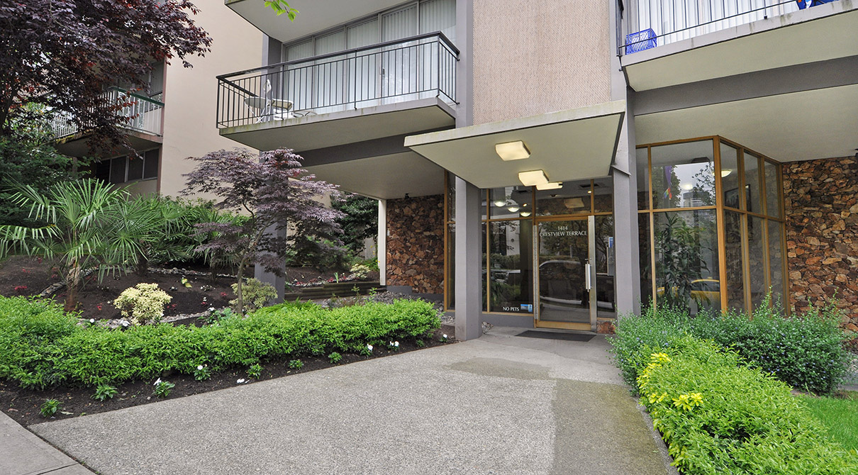 Crestview Terrace Rental Apartments - Hollyburn Properties