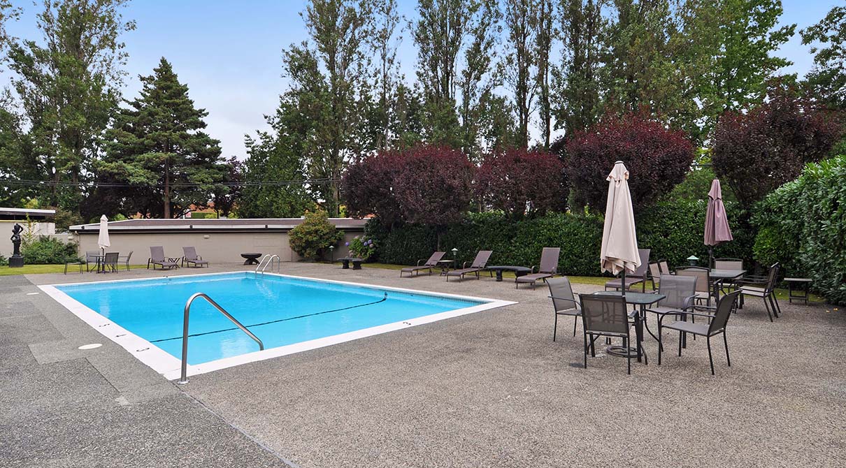 Shannon Tower Rental Apartments - Hollyburn Properties