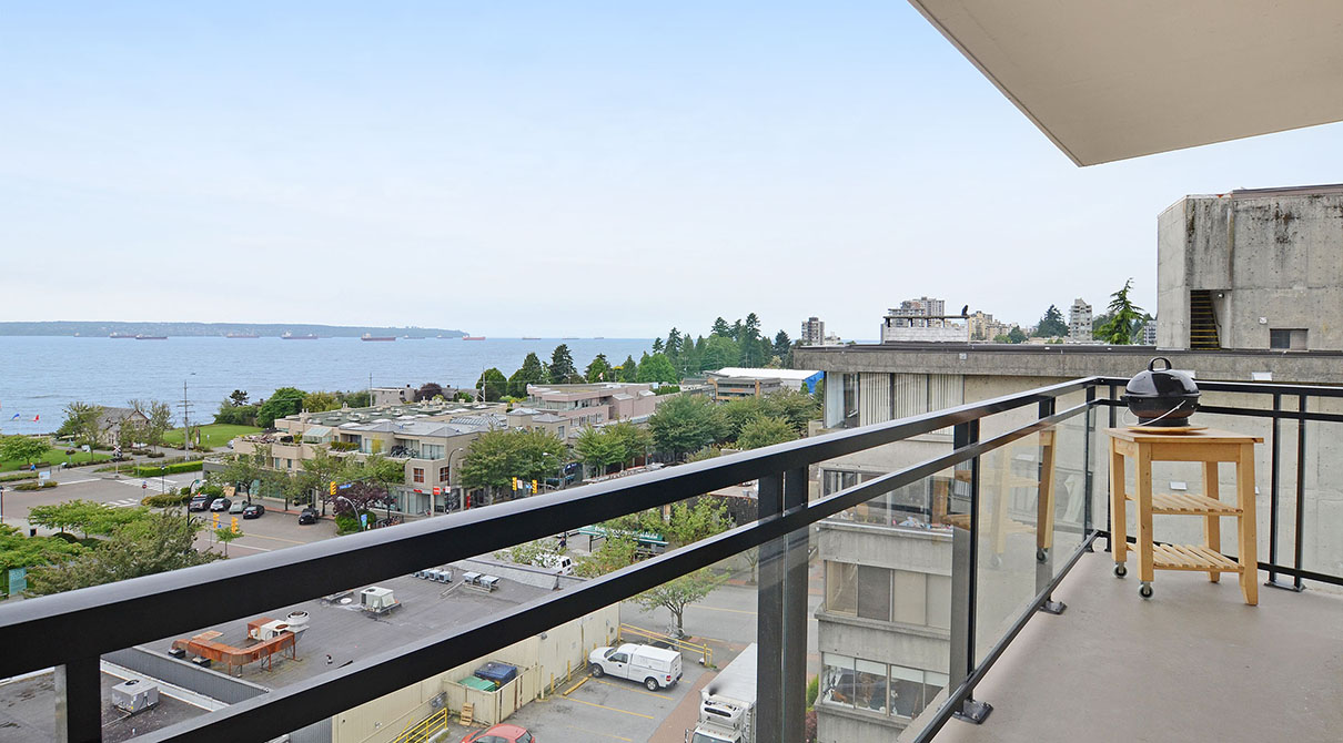 The Iona Rental Apartments - Hollyburn Properties The Iona Rental Apartments - Hollyburn Properties