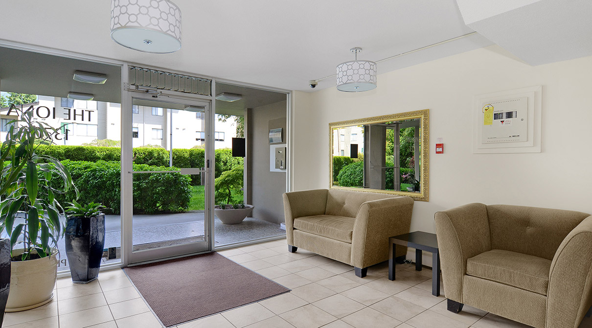 The Iona Rental Apartments - Hollyburn Properties The Iona Rental Apartments - Hollyburn Properties