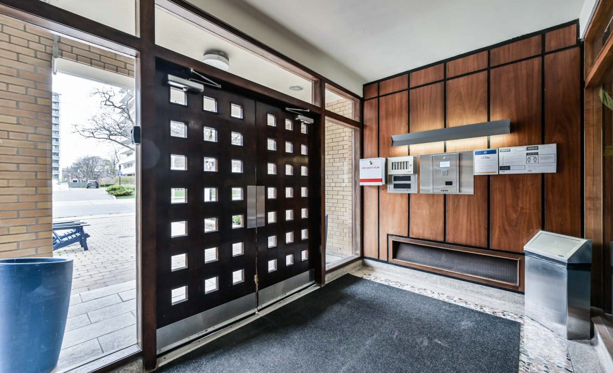 151 St George Rental Apartments - Hollyburn Properties